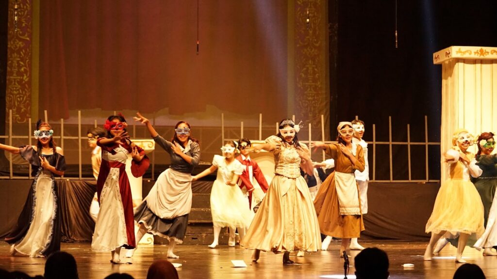 “MASQUERADE: A STORY BEHIND THE MASK” PENTAS BESAR JUBAH MACAN 2023