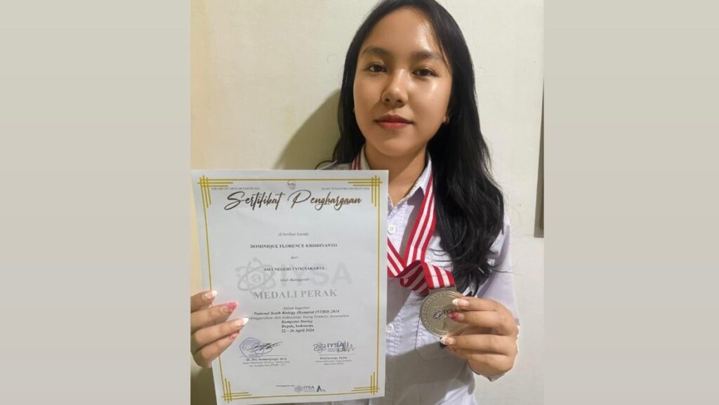 Medali Perak National Youth Biology Olympiad 2024